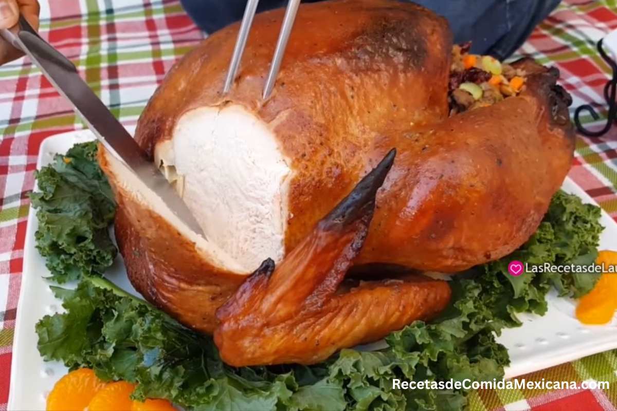 Pavo en Salsa BBQ: Receta Jugosa y Deliciosa